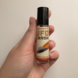 UFO Crash Roll on Perfume Oil / Alien Cryptid Perfume, Weird Funky Unique Niche Fragrance - Etsy
