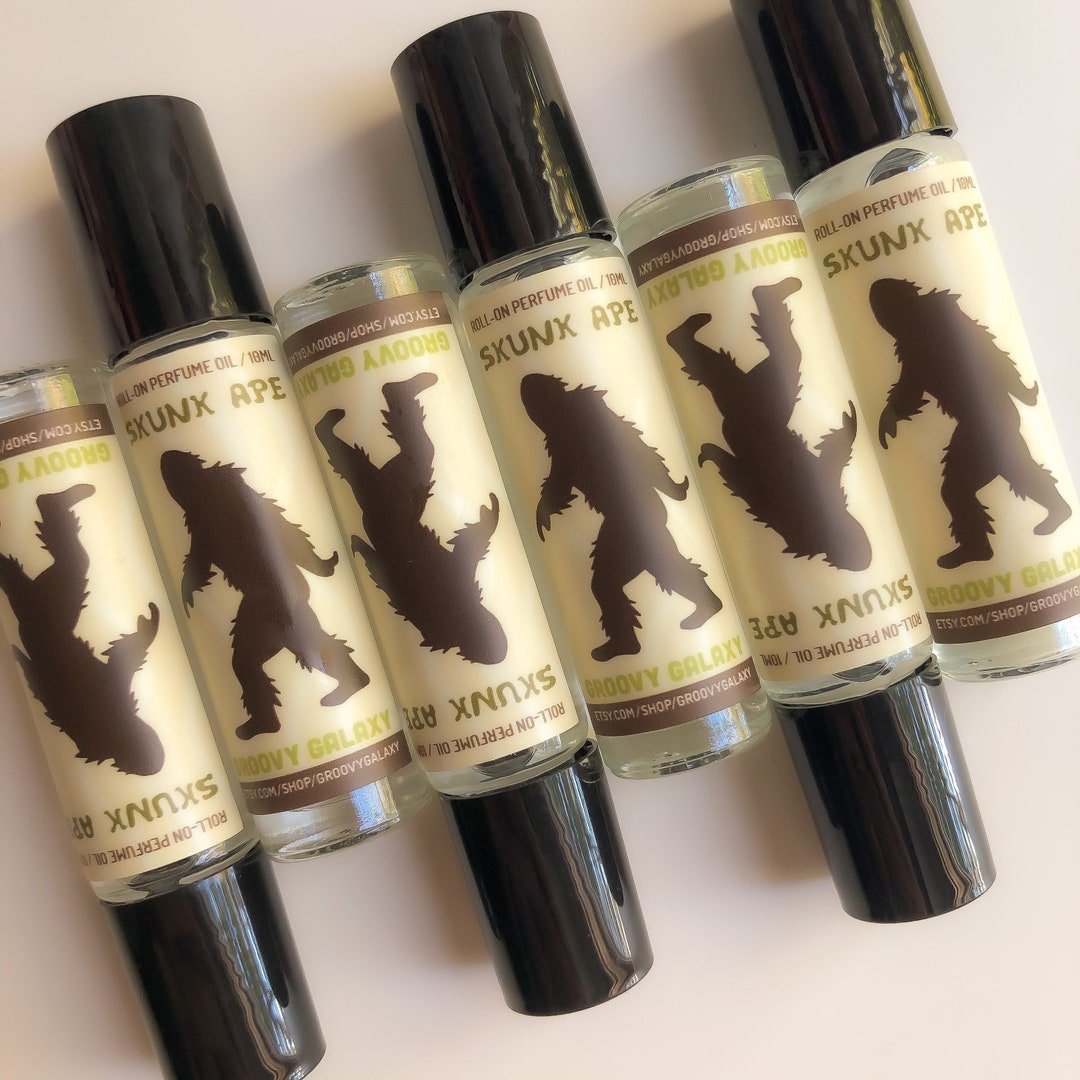 Skunk Ape Roll on Perfume Oil / Bigfoot Sasquatch Cryptid Perfume ...