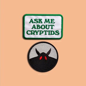 Mothman Embroidered Patch // Cryptid Cryptozoology Retro Style Circle ...