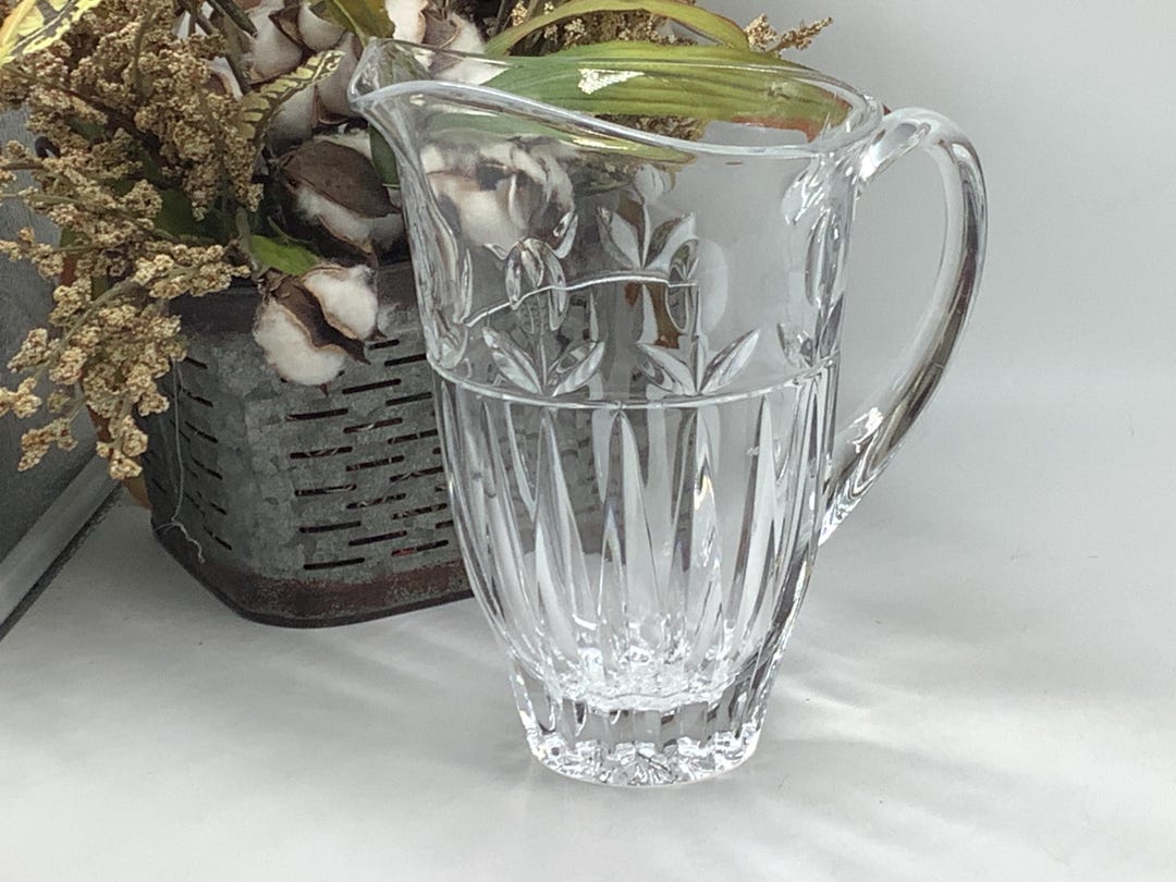 Beautiful Tulip Garden Design by Block Blown Glass 32oz Water Pitcher ...