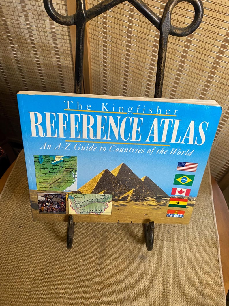 The Kingfisher Reference Atlas, an A-Z Guide to Countries If the World ...