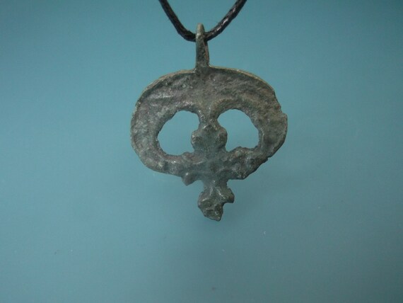 Ancient Slavic Medieval Amulet. Crescent and Cross wi… - Gem