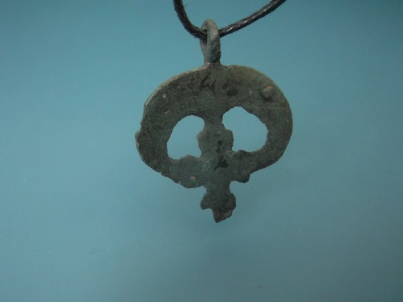 Ancient Slavic Medieval Amulet. Crescent and Cross wi… - Gem