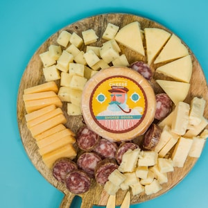 Cheese Brothers Charcuterie Gift Box | Made in Wisconsin | Assorted ...
