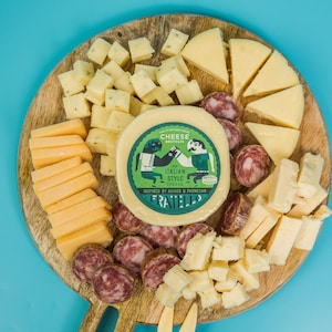 Cheese Brothers Charcuterie Gift Box | Made in Wisconsin | Assorted ...