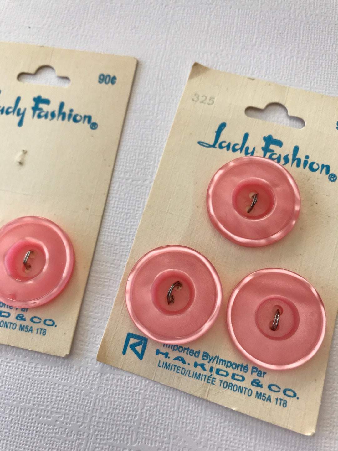 Pretty Vintage Pink Pearl Look 2-hole Classic Buttons Set of 4 Lady ...