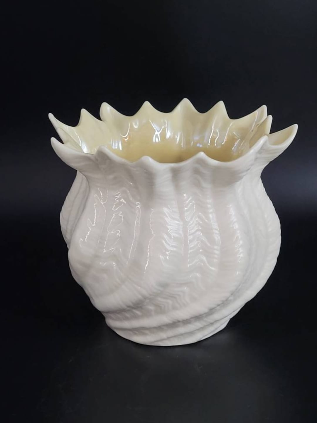 Vintage Belleek Irish Porcelain Neptune Sea Shell Vase Planter Dish ...