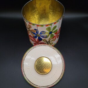 Vintage Baret Ware 1960s Retro Biscuit Colorful Tin Kitchen Decor ...