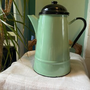 Large Vintage Enamel Tea/coffee Pot - Etsy