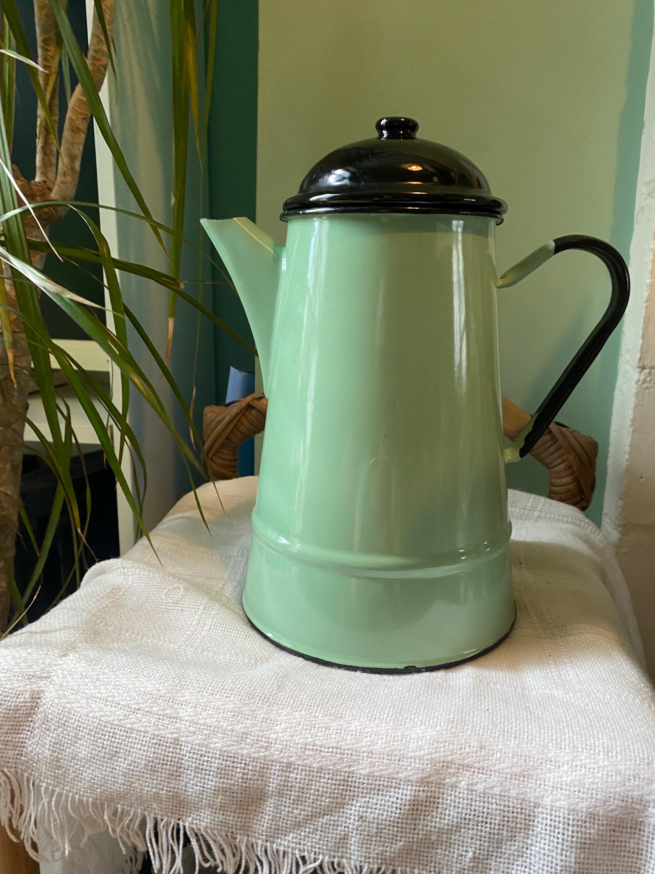Large Vintage Enamel Tea/coffee Pot - Etsy