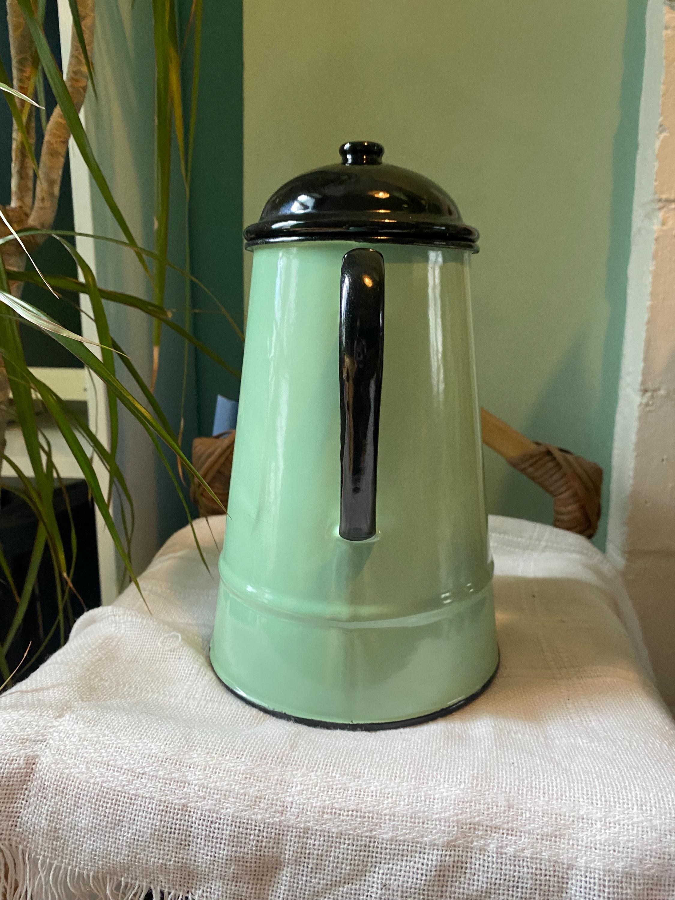Large Vintage Enamel Tea/coffee Pot - Etsy