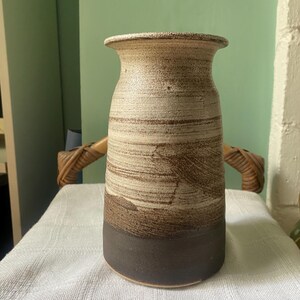Vintage 70s Studio Pottery Vase. Artsits Signed - Etsy