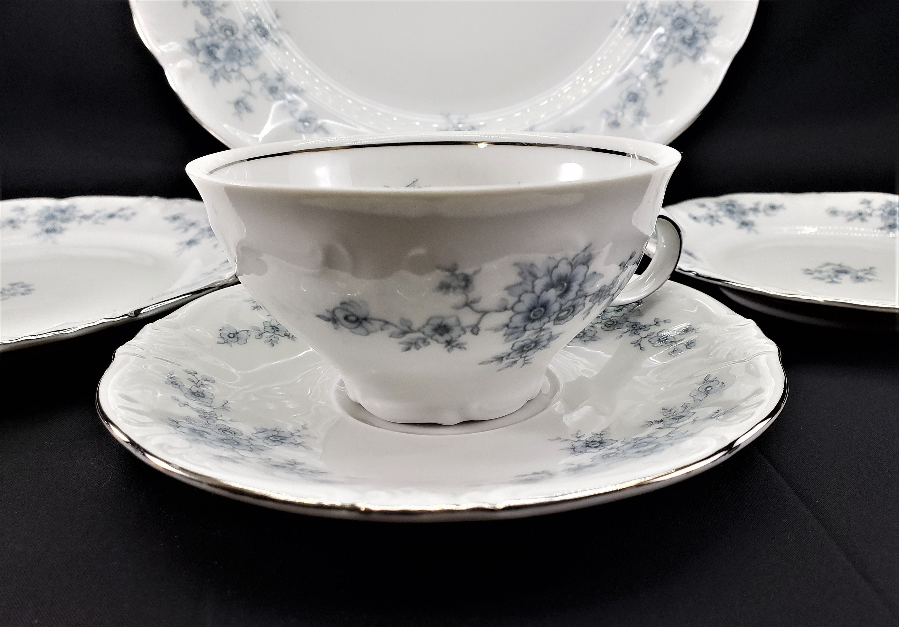 Winterling Bavaria Blue Rose Renaissance Pattern 5 Piece Place Setting ...
