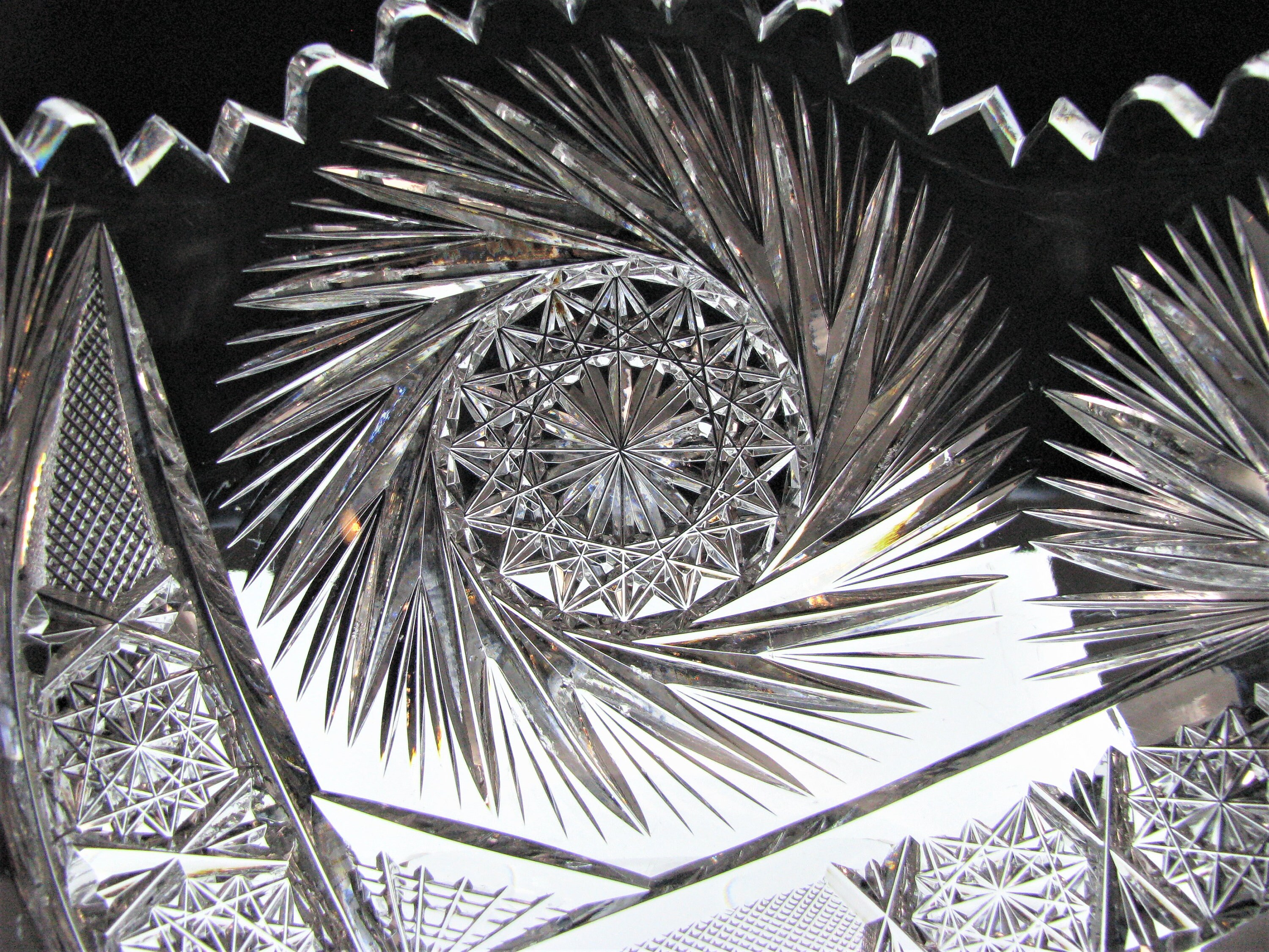 ABP Brilliant Cut Glass Swirl Pattern Bowl - Etsy