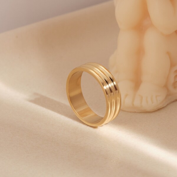Simple Gold Band - Etsy