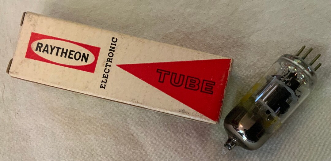 Vintage Raytheon Electronic Radio Tube & Original Box - 6CB6A Model ...