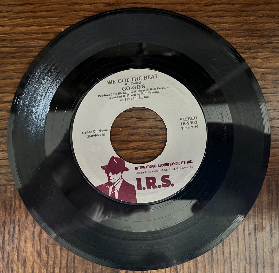 1981 45 RPM 7" Vinyl Record Go-go's - We Got the Beat - Can't Stop the ...