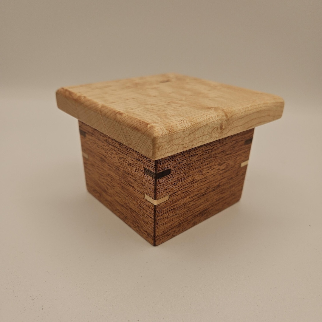 Small Wooden Keepsake Box W Lift Lid Style 4 - Etsy