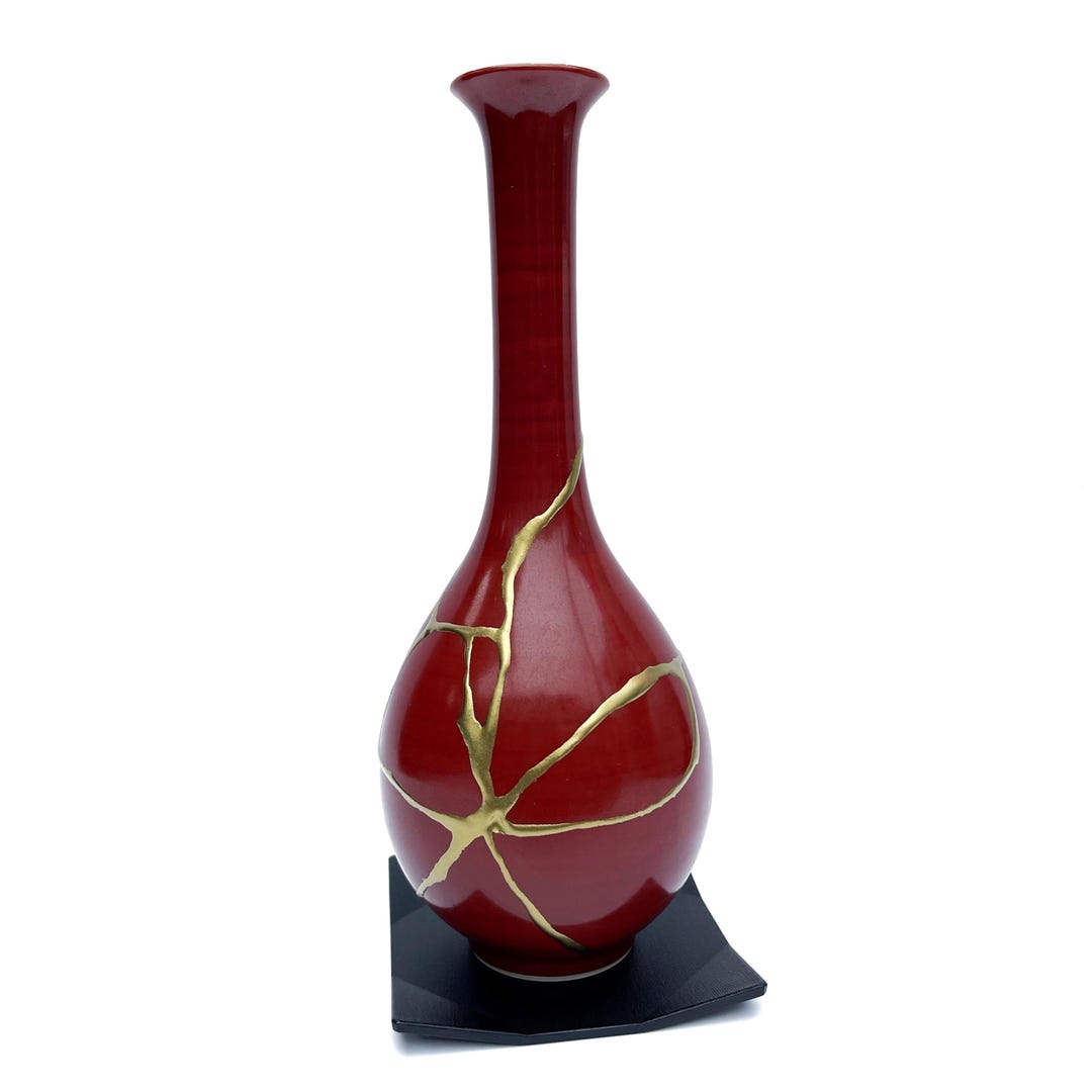 Kintsugi Vase ,kintsugi Gifts, Kintsugi Bowl, Japanese Art in Repairing ...