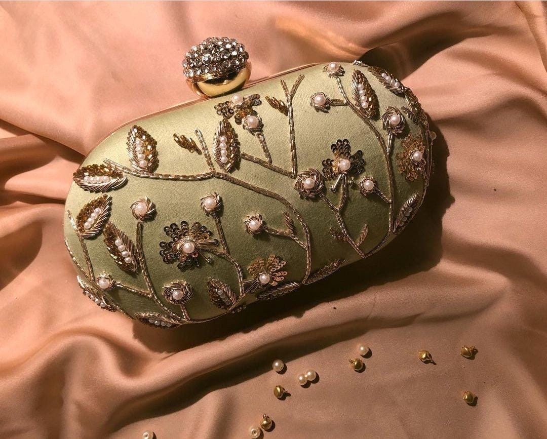 The MONI Clutch - Etsy