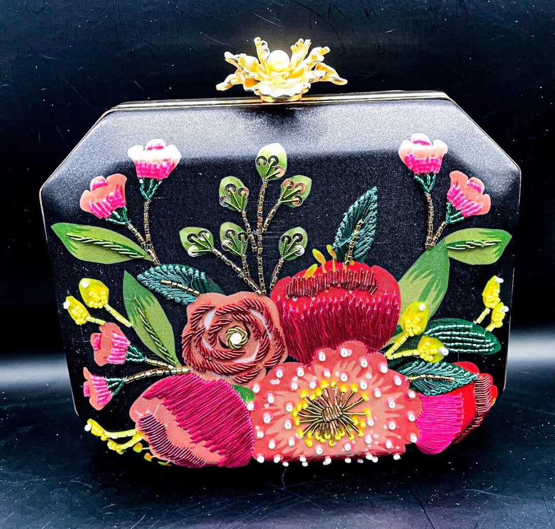 The SONOO Clutch - Etsy