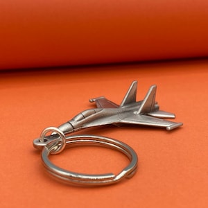 Airplane Keychain, Metal Keychain With Plane, Helmet Keychain, Fulcrum ...