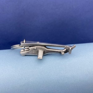 Airplane Keychain, Metal Keychain With Plane, Helmet Keychain, Fulcrum ...