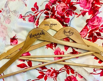 Child/baby Girl Hanger Personalized - Etsy