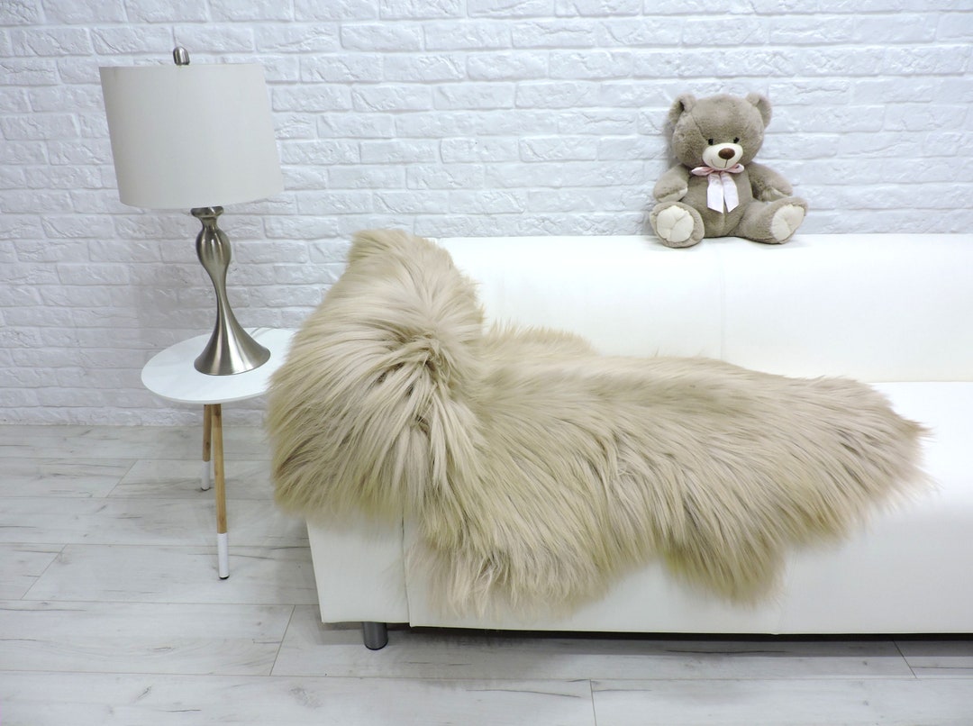 Real Giant Beige Icelandic Sheepskin Rug: Taupe Scandinavian Fur Throw ...