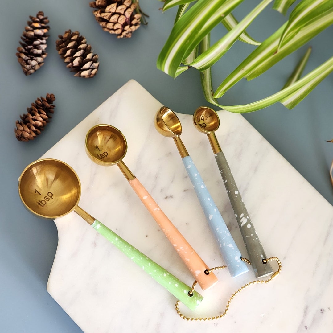 Gold Measuring Spoon Set - Pastel Color Handles - Gold Finish With ...