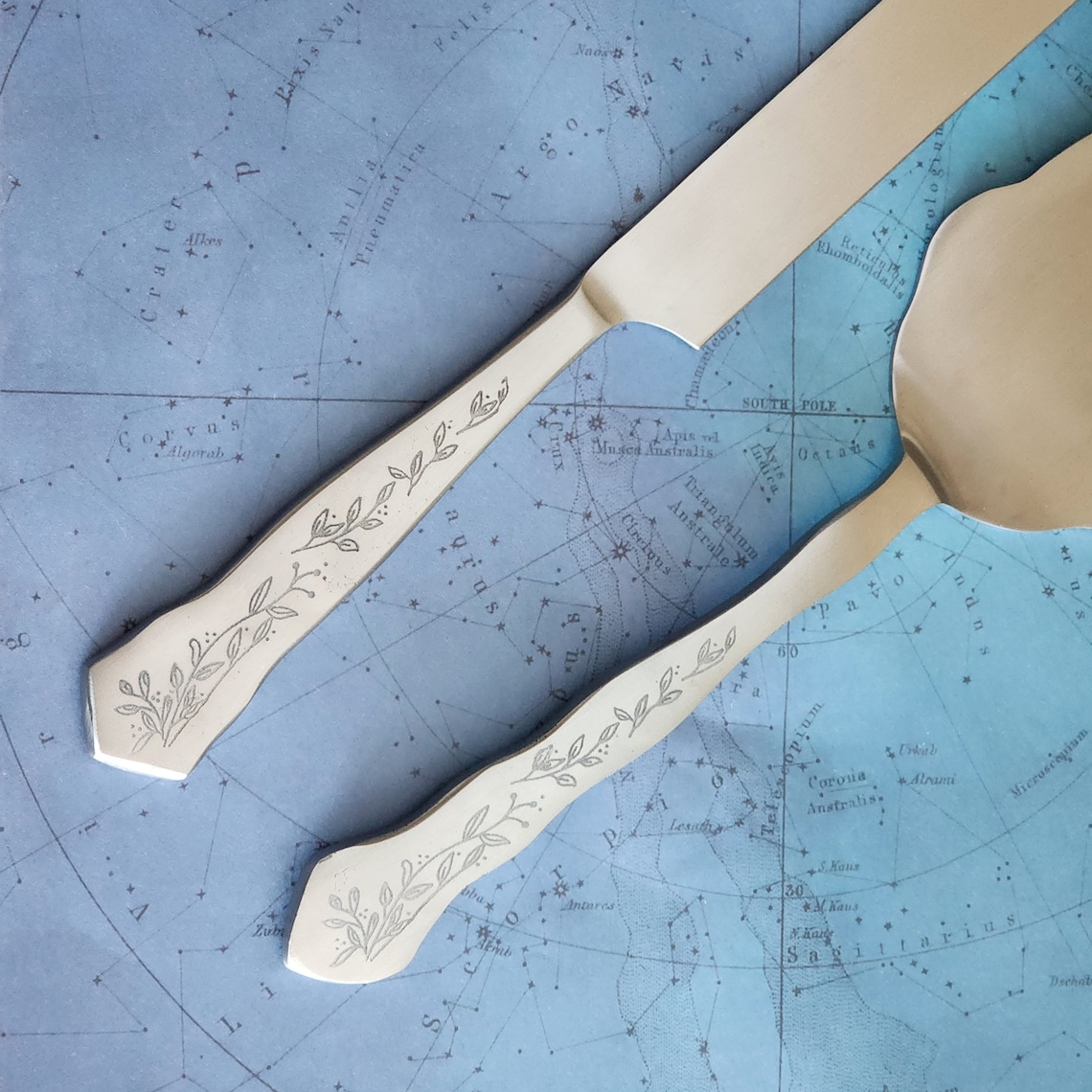 Silver Wedding Cake Knife - Personalized Wedding Cake Cutter - Engraved ...