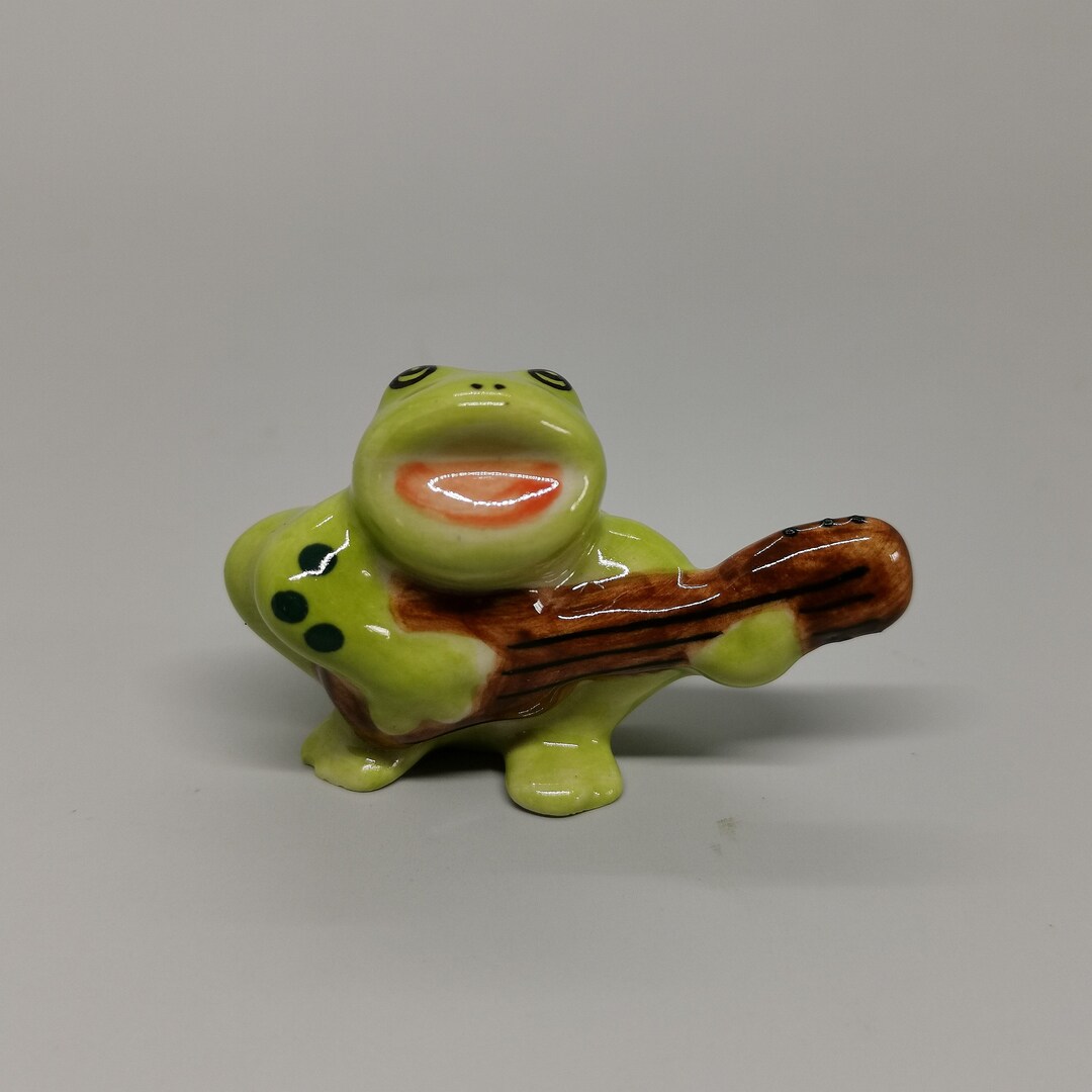 Frog Ceramic Figurine, Miniature Frog, Musician Frog, Handmade, Green ...