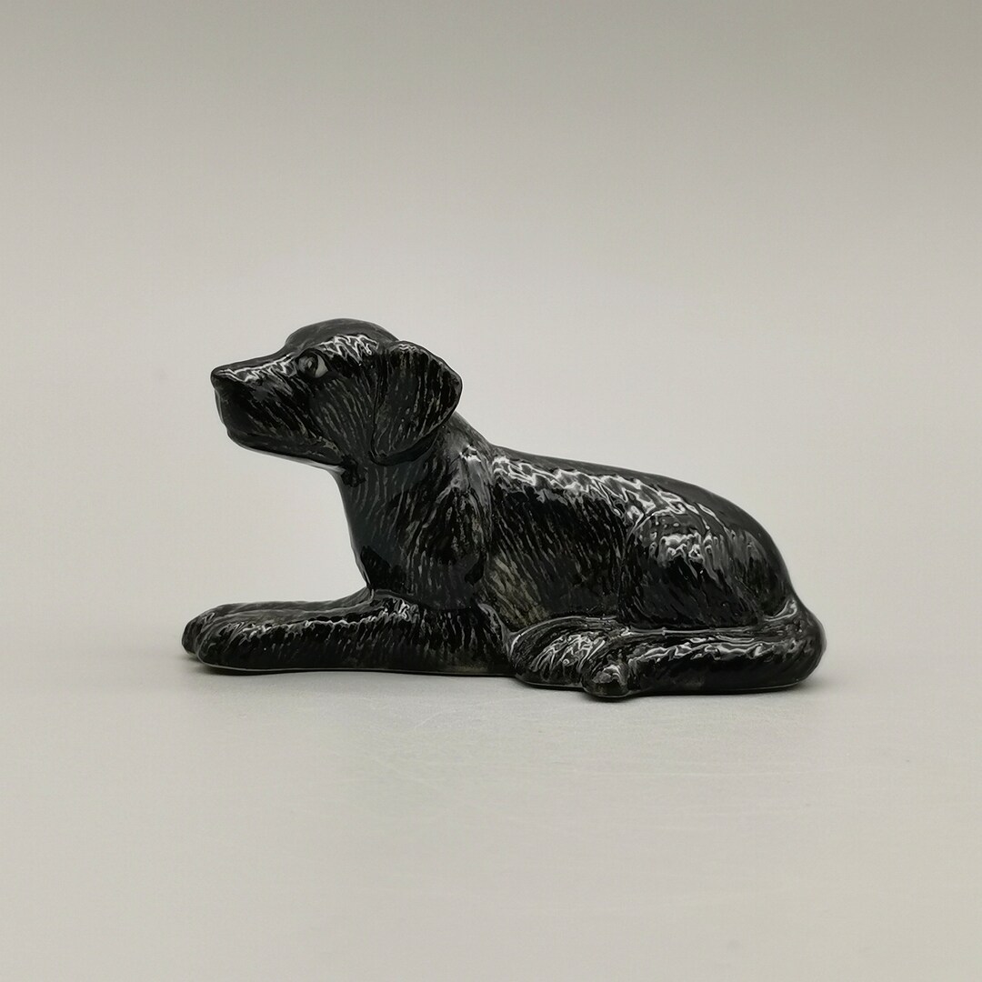Black Labrador-collectible Dog Figurine,small Ceramic Dog Statue,dog ...