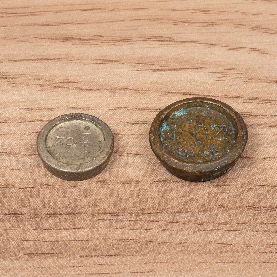 2 Vintage Cast Iron Stackable Weights - Etsy