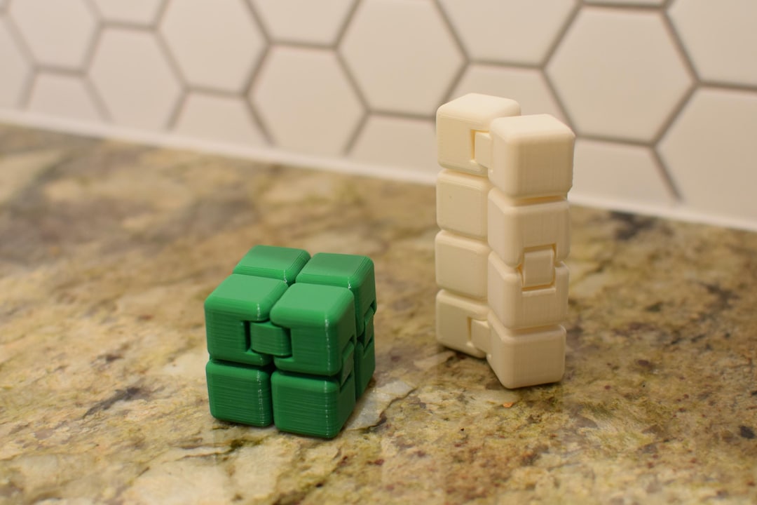 Infinity Folding Cube Fidget | Desk Toy | Stress Relief | Sensory Toy ...