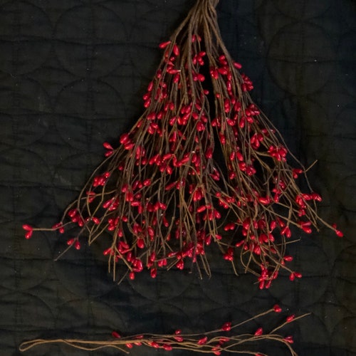 15 Picks RED Christmas Pip Berry PICKS 9 Primitive Rustic | Etsy