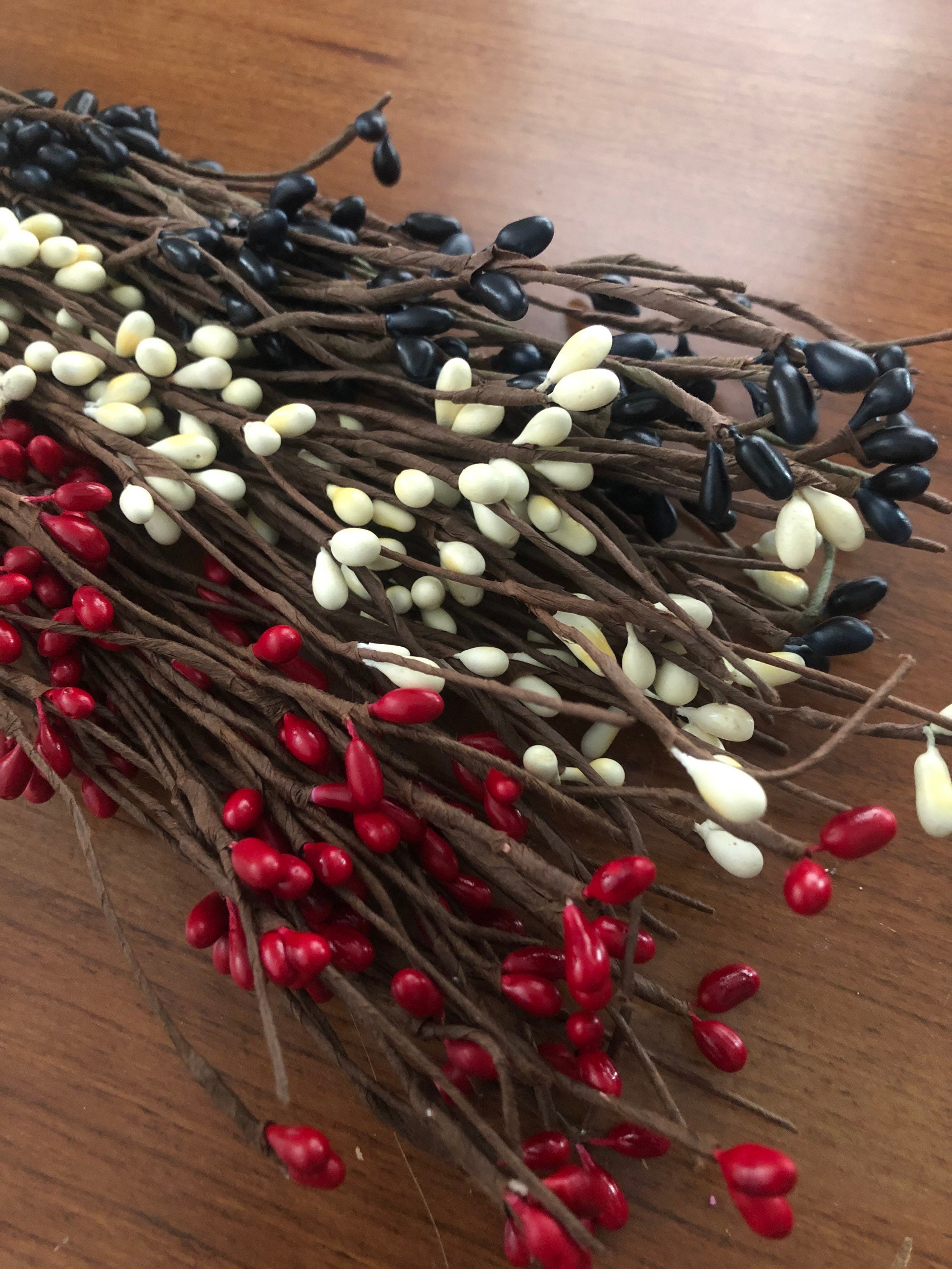 Americana Pip Berry Strands 75 Pieces 25 Each Color RWB - Etsy