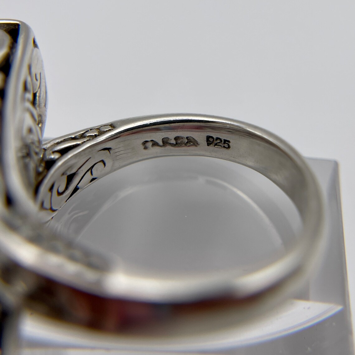 SARDA Watermark Square Bypass Ring Size 7 - Etsy