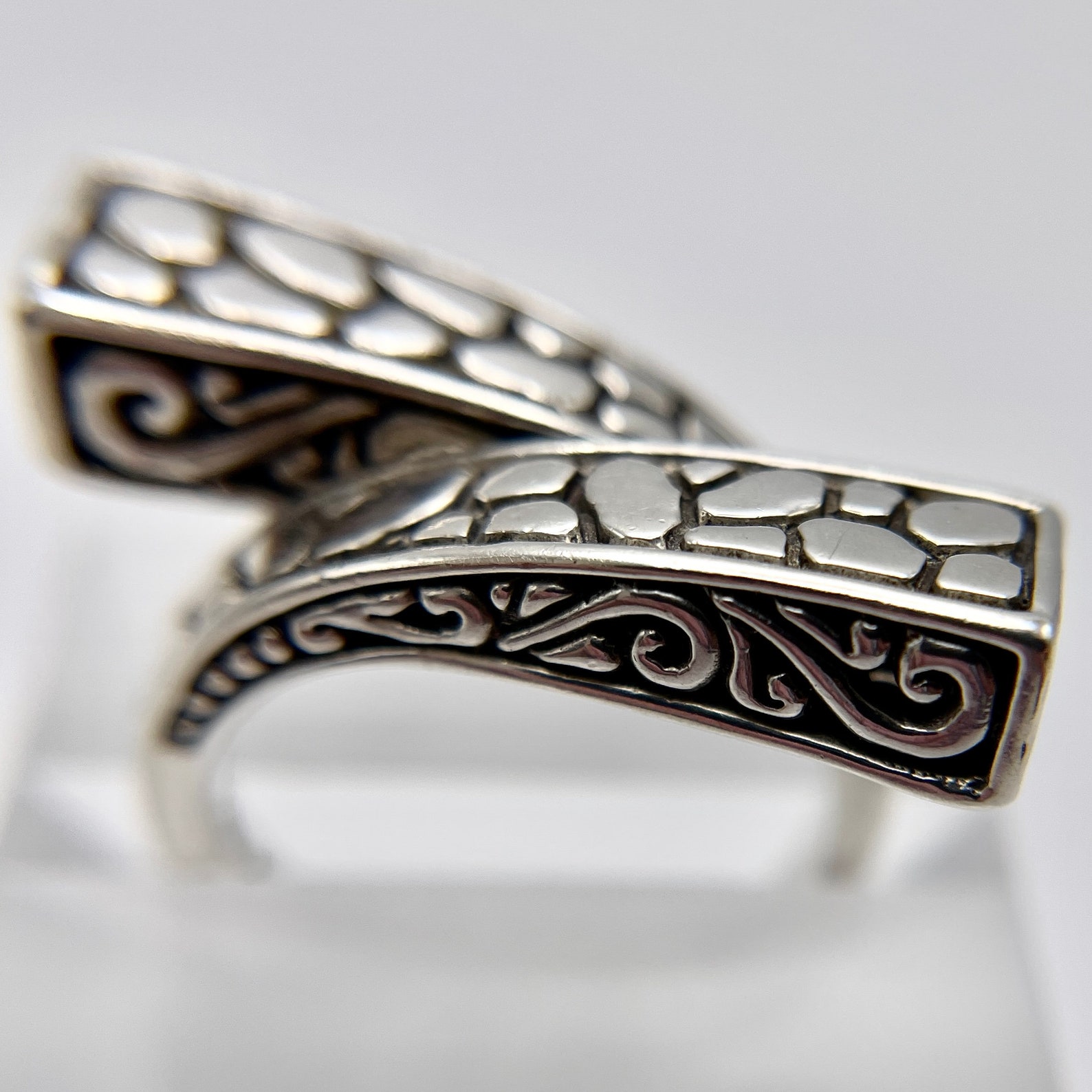 SARDA Watermark Square Bypass Ring Size 7 - Etsy