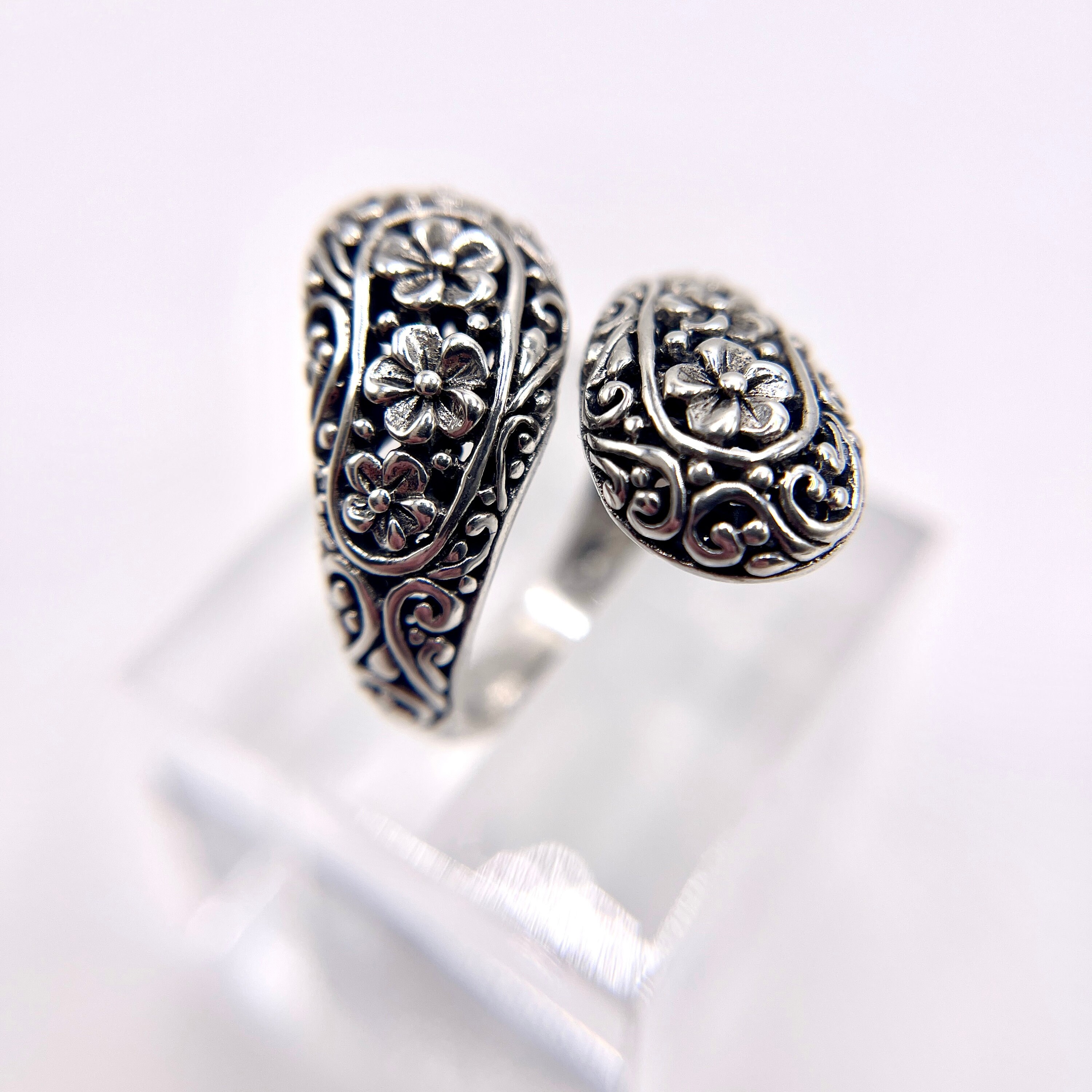 SARDA Frangipani Bypass Ring Adjustable Size 7-9 - Etsy