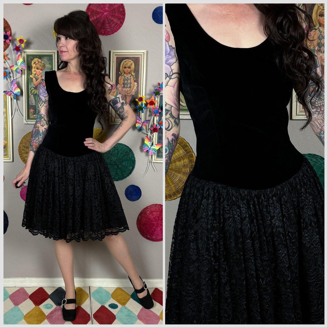 Vintage 1990s Black Velvet and Lace Sleeveless Fit and Flare Dress by ...