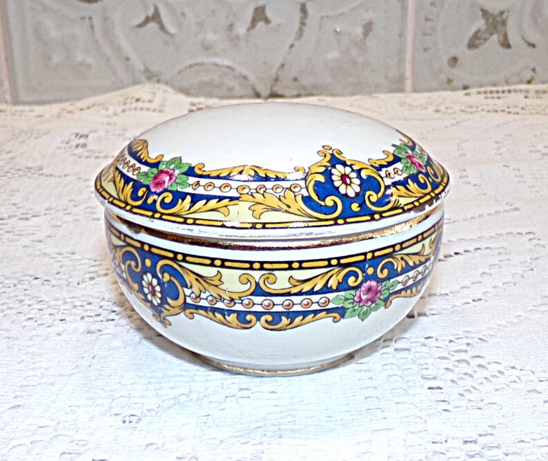 France Vintage - Charming Small Porcelain Box From Limoges France ...