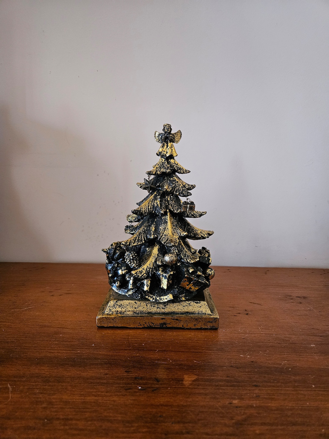Vintage Musical Christmas Tree, Golden Black Vintage Xmas Tree, Musical ...