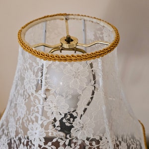 Scalloped Lace Lampshade, Victorian Style, Gold Trim, Vintage Frame - Etsy