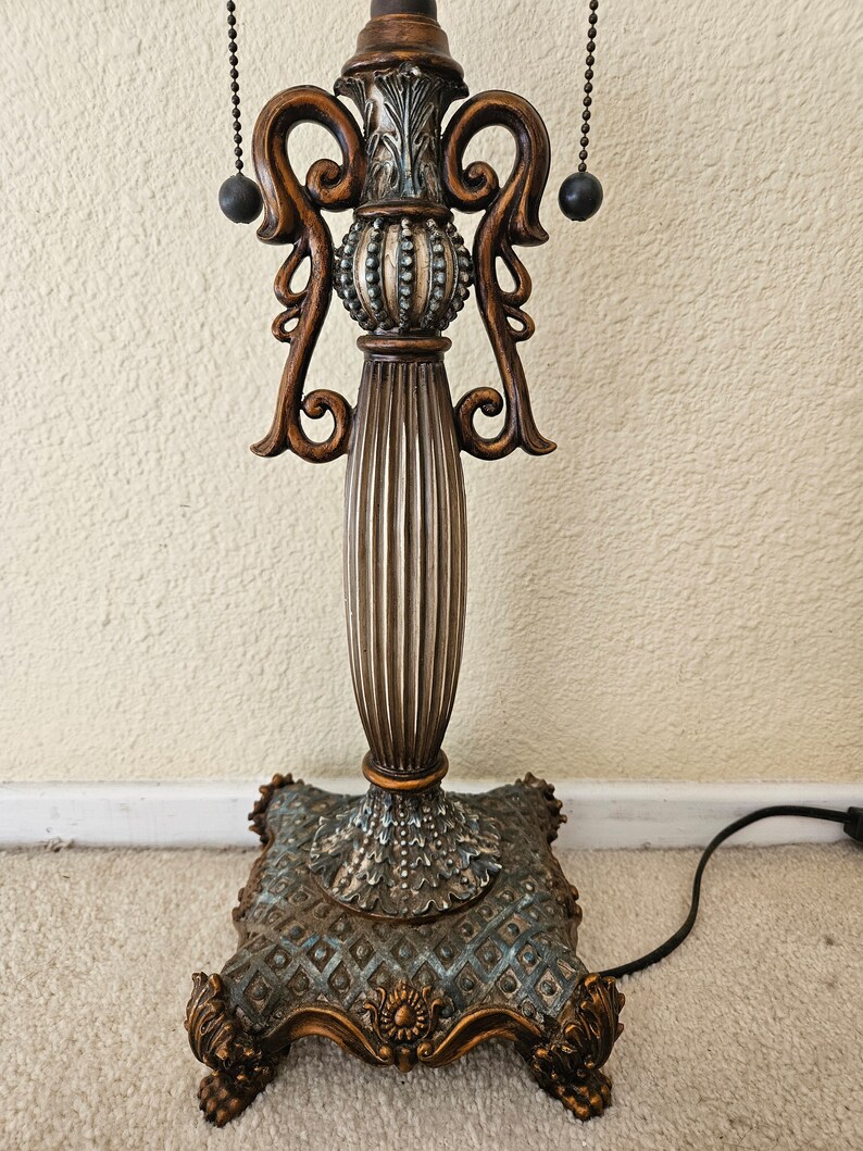 Vintage Baroque Style Table Lamp With Pull Chains, Intricate Home Decor ...