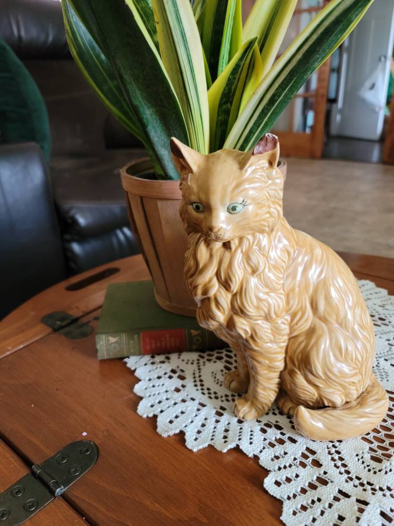 Ceramic Cat Figurine - Etsy