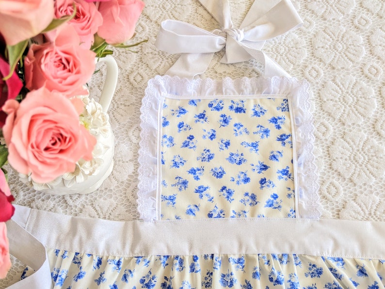 Dutch Country Apron, Matching Apron, Mother'sday, Afternoon Tea Party ...