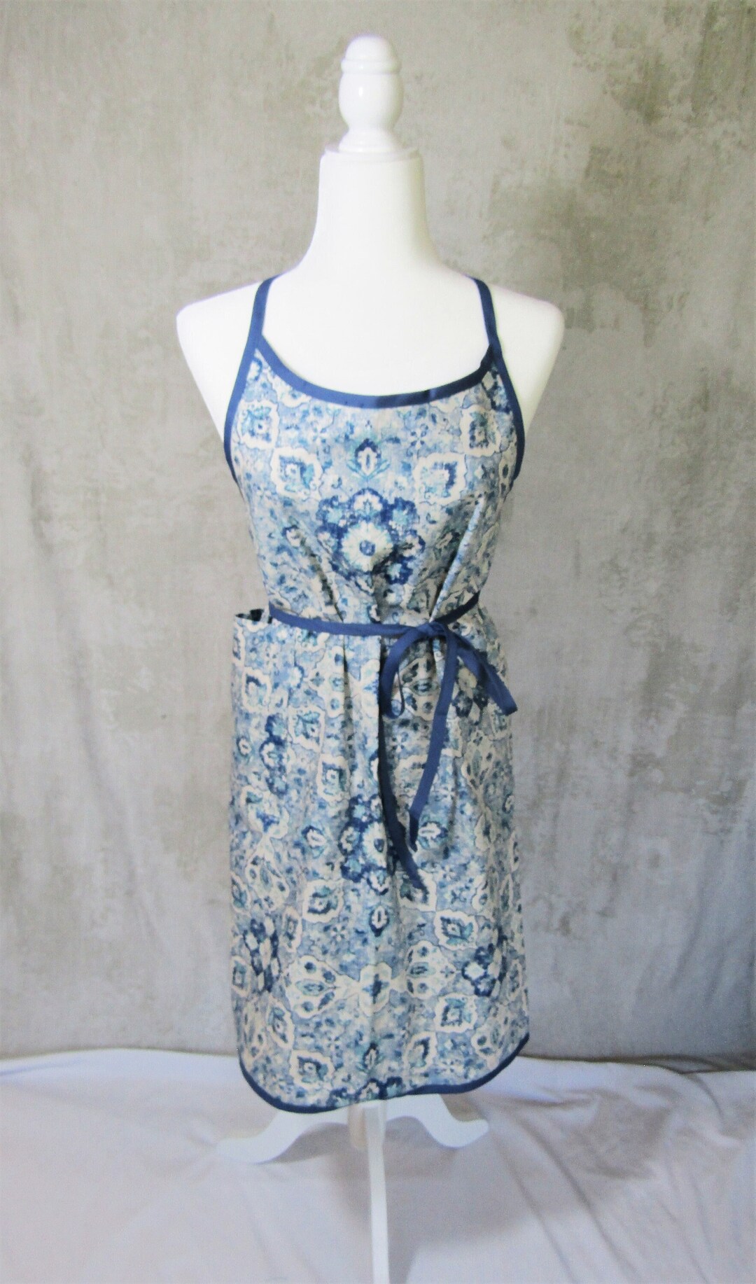 REVERSIBLE Full Kitchen Apron, Updated Chef-style Apron, Vintage Blue ...