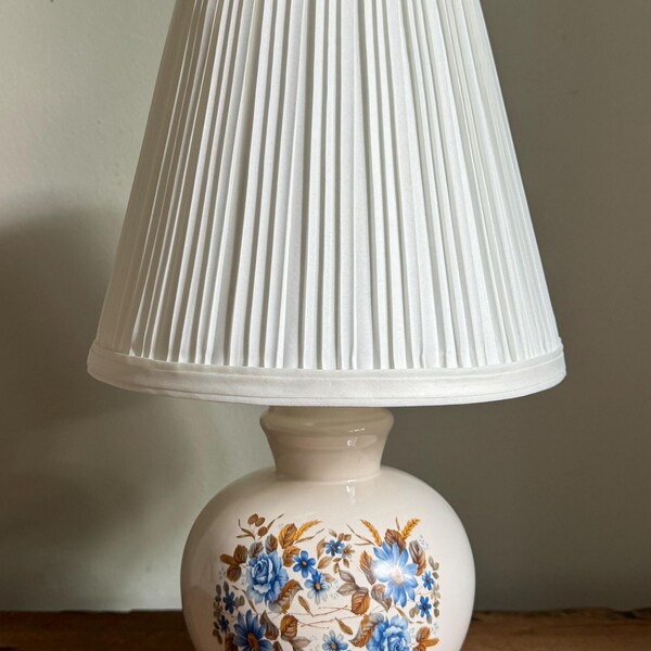 Vintage Table Lamp - Etsy