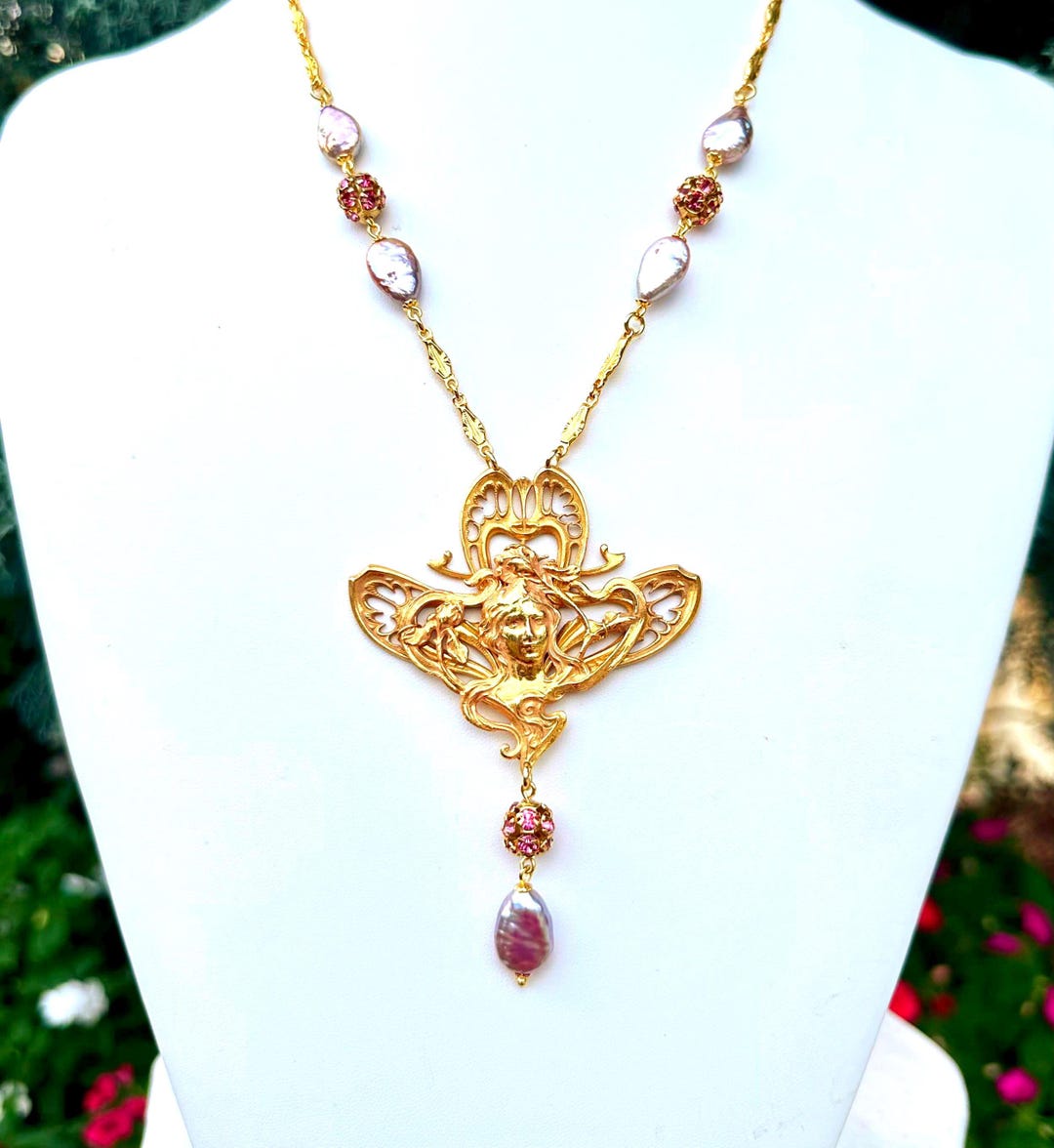Sublime Art Nouveau Lady Freshwater Pearl Mauve & Pink Vintage ...